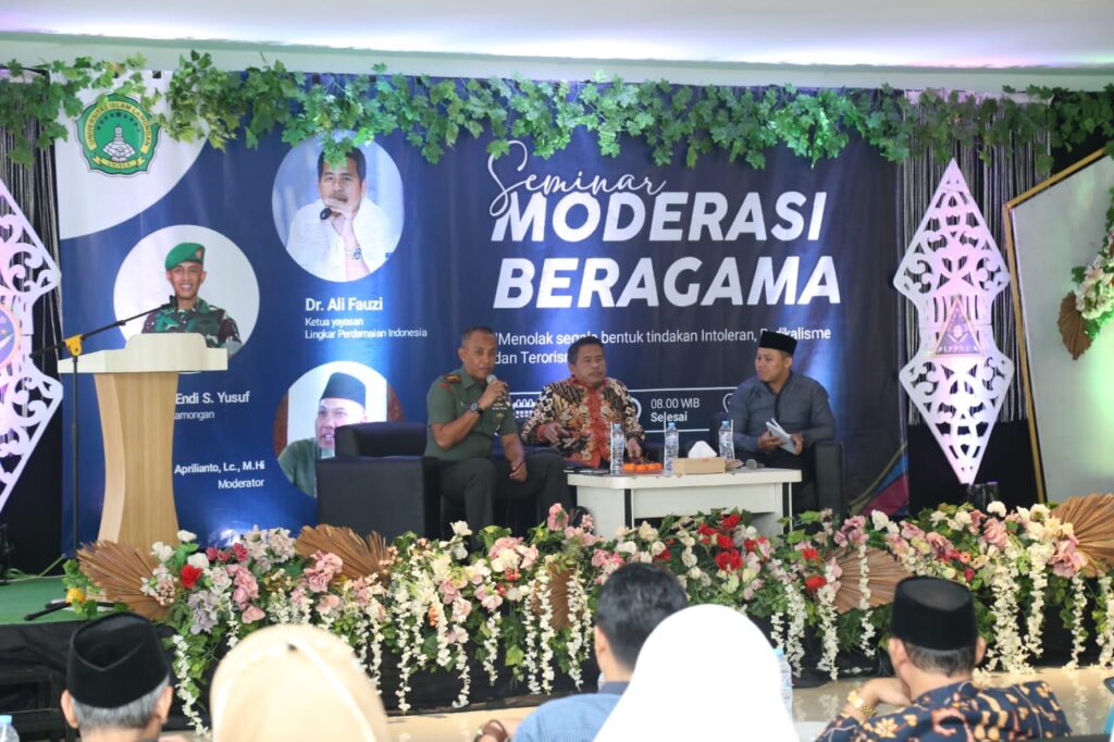 Seminar Moderasi Beragama, Ini Pesan Dandim Lamongan - kabarterkini.co.id